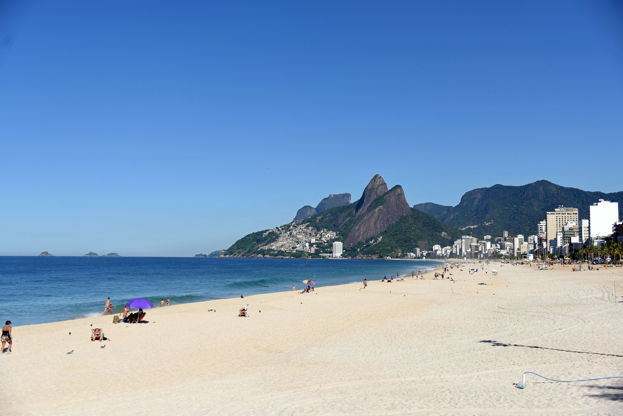 As 10 Melhores Praias do Rio de Janeiro: Um Guia Completo - Blog Blumar ...